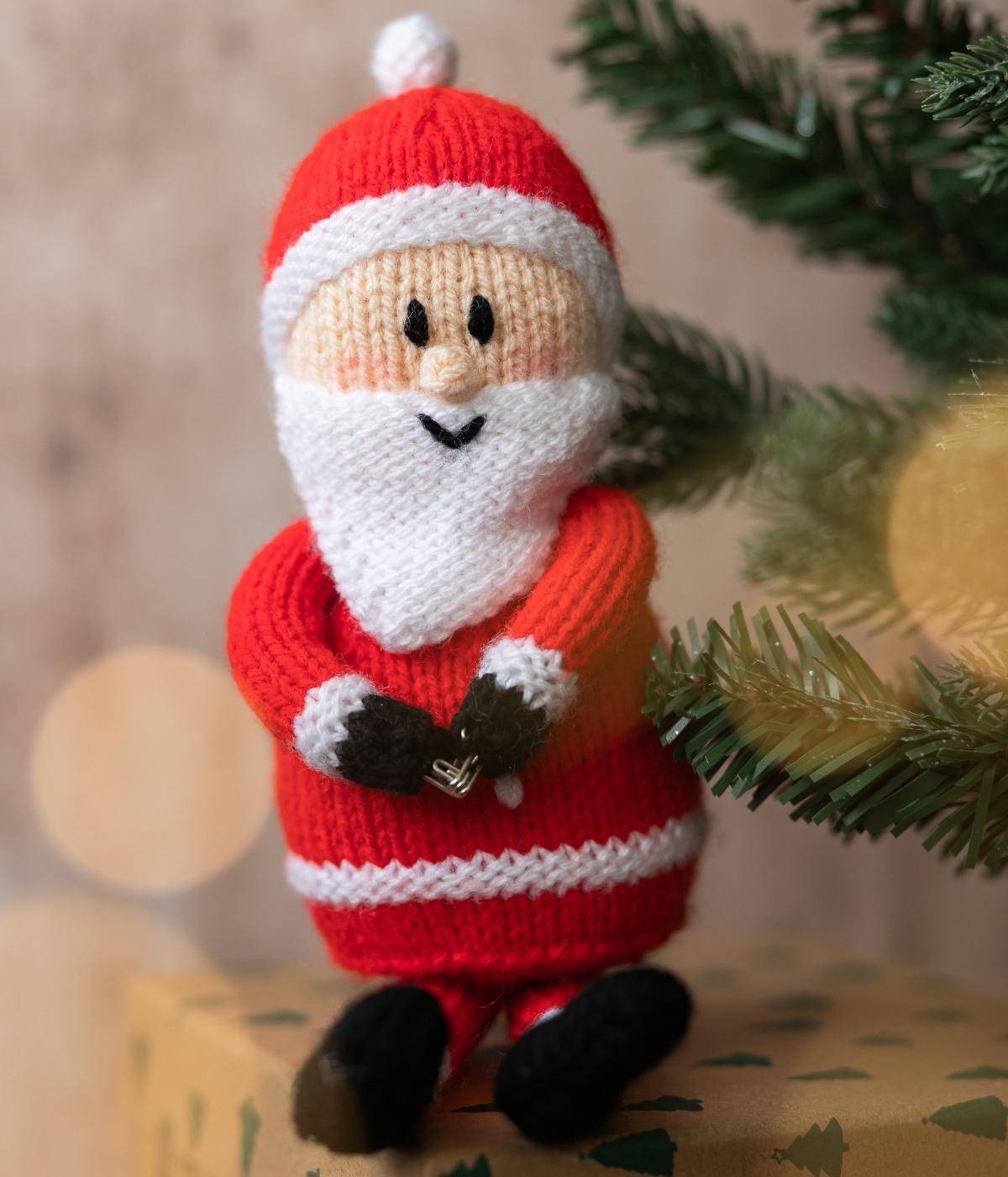 Santa Toy And Chimney Christmas Stocking Knitting Patterns | The ...