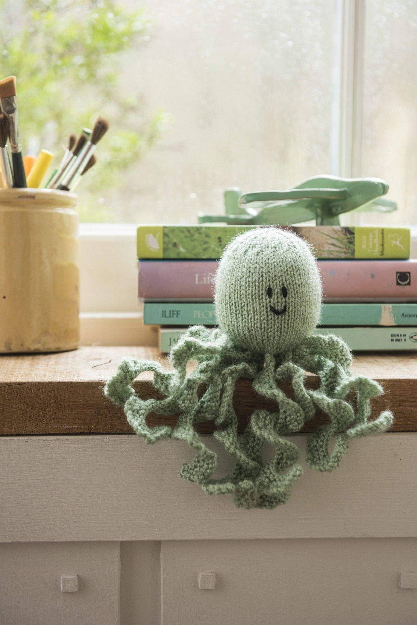 Octopus Toy Knitting Pattern | The Knitting Network