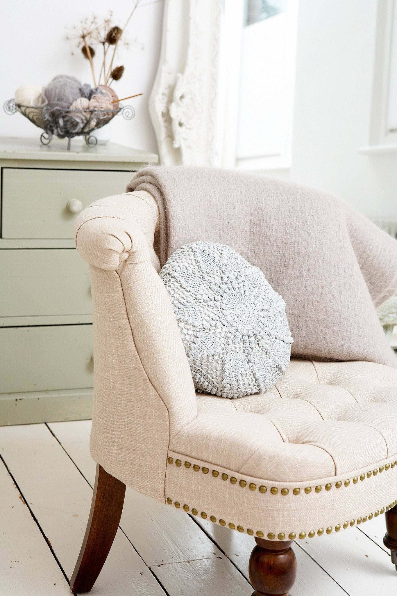 Round Textured Cushion Vintage Crochet Pattern | The Knitting Network